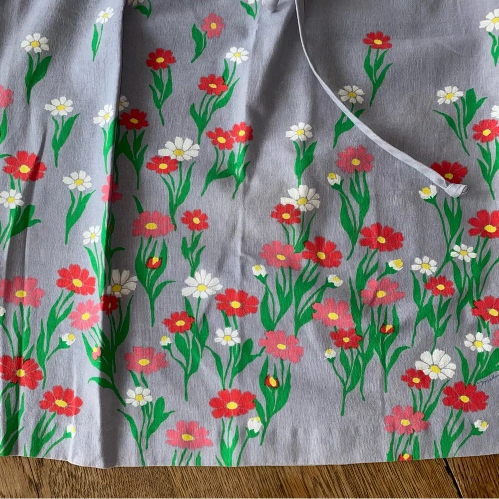 Malia Honolulu | Skirts | Malia Honolulu Vintage Floral Gray Skirt ...